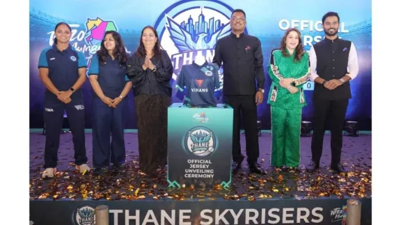 WT20 महिला लीग: ठाणे स्काईराइज़र्स की जर्सी का अनावरण महाराष्ट्र के ...